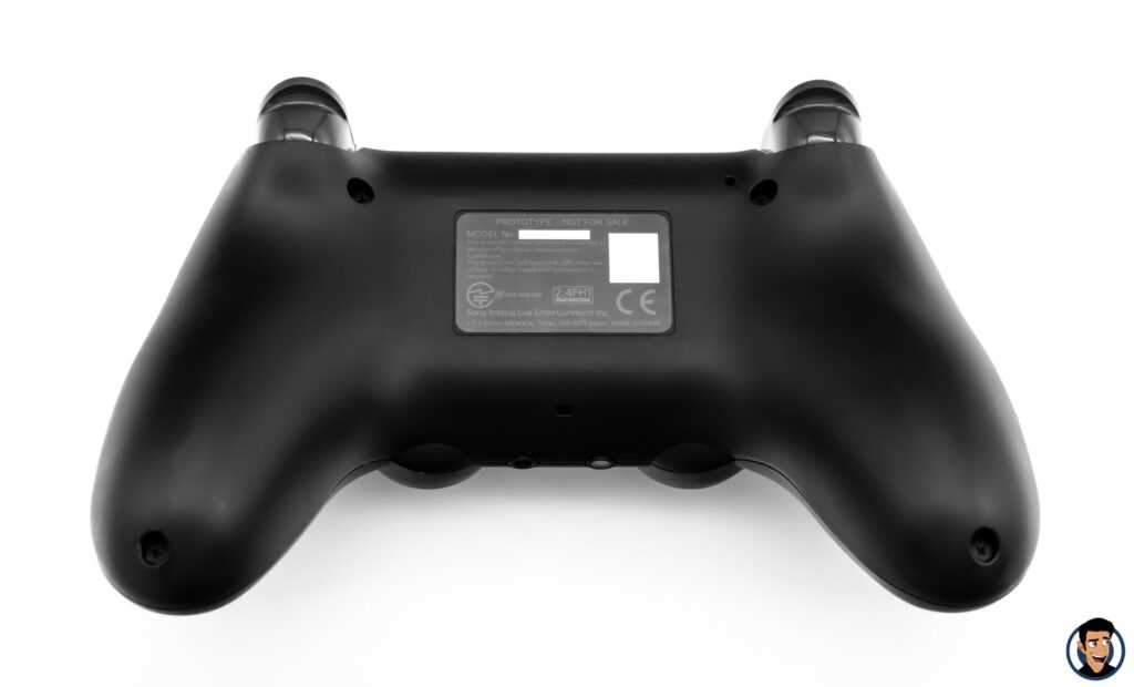 Early PS5 DualSense Prototype Controller Discovered, Works On a PS3