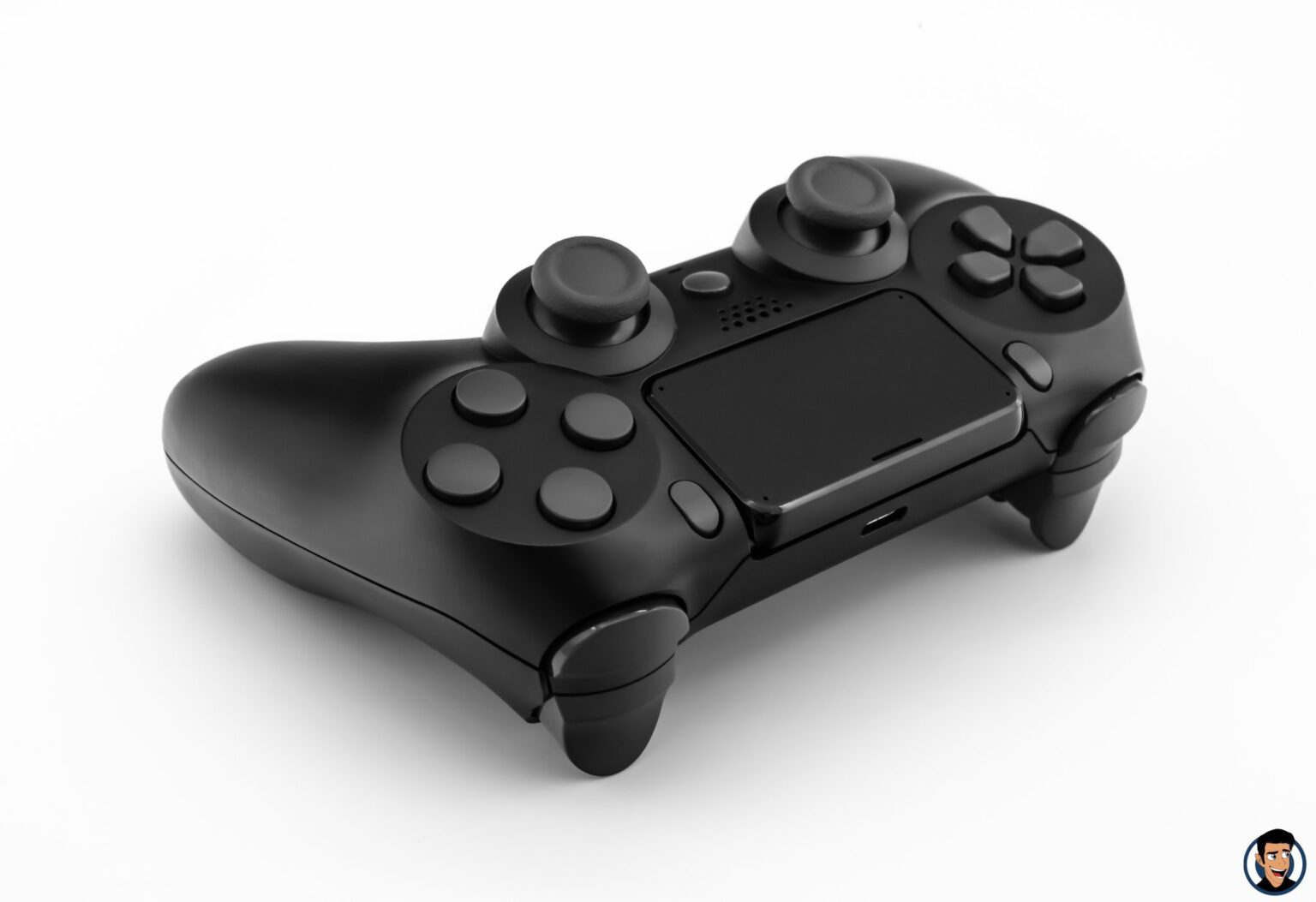 Early PS5 DualSense Prototype Controller Discovered, Works On a PS3